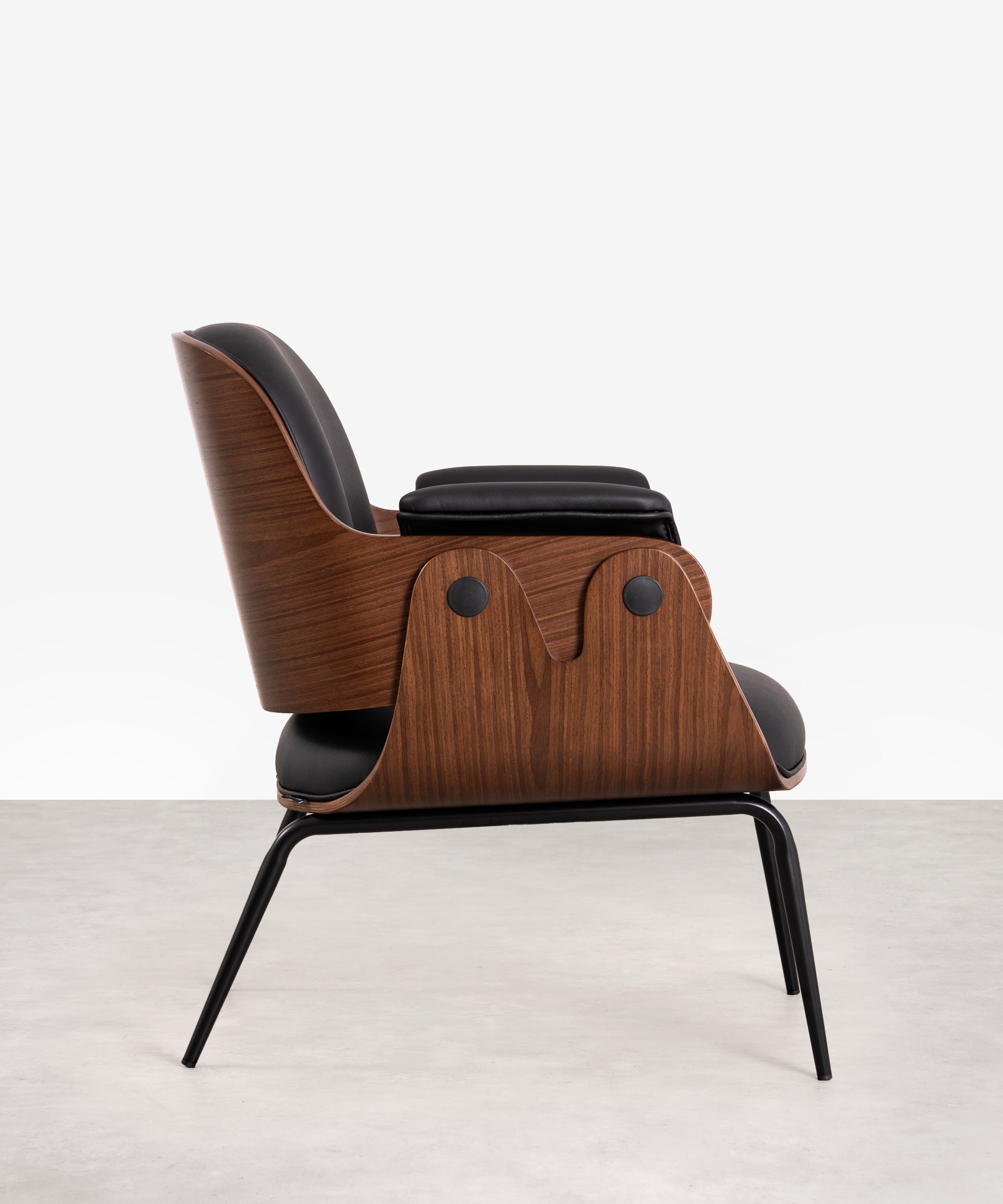 Butaca de Madera y Metal Tapizado Elton – Northdeco