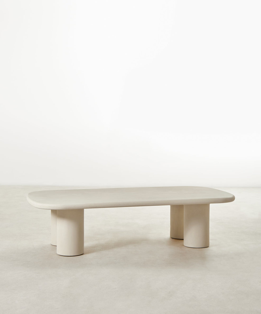 Mesa de Centro Alargada en Microcemento Sira (120 cm) – Northdeco