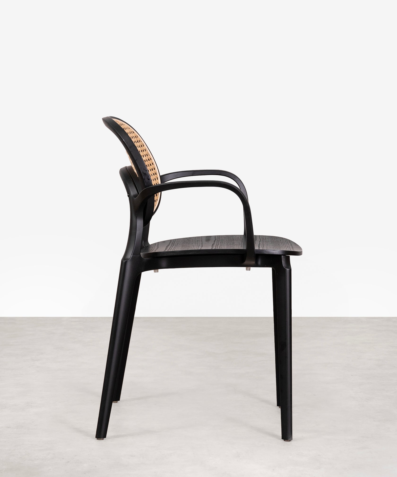 Calista Arms chair with rattan backrest and armrests | Northdeco