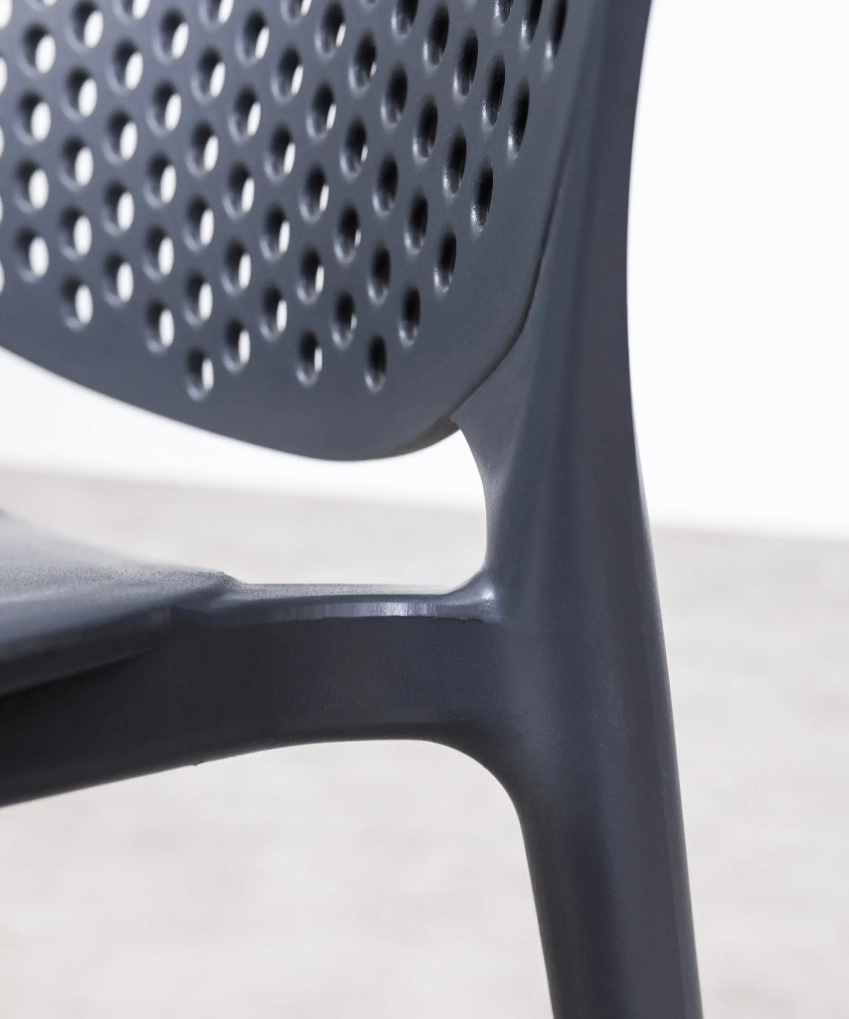 Stackable Polypropylene Chair Dots – Northdeco